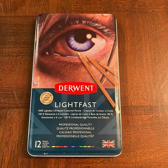 Derwent | Office | Derwent Light 0 Oil Based Coloured Pencils Artist ...